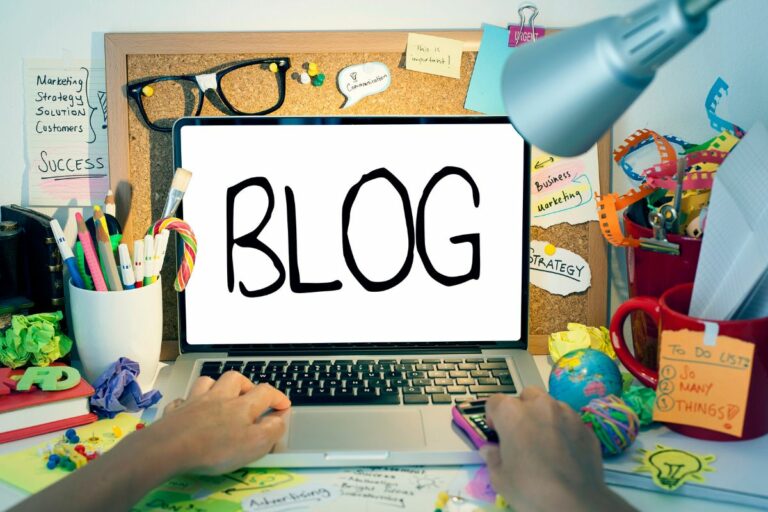 ¿Qué es un post? Tipos, elementos y cómo redactarlo | Dobuss